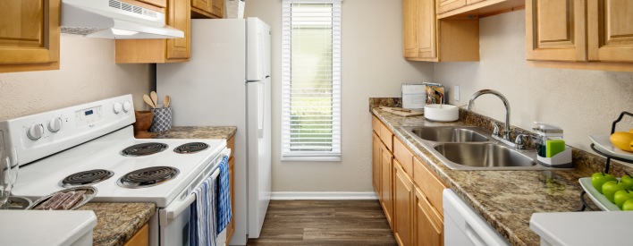 Charming rentals in Largo , FL | Madison at Largo